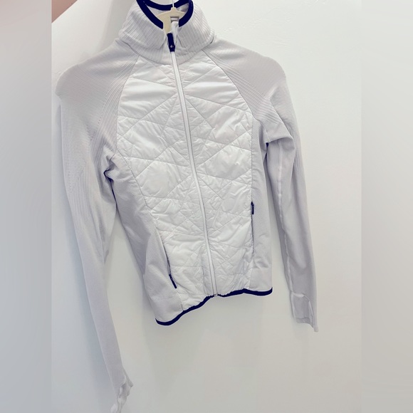 Athleta | Jackets & Coats | Athleta White Quilted Jacket With Black ...